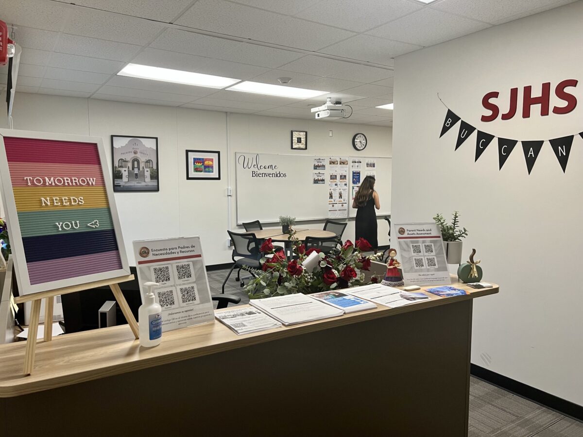 VIDEO: State superintendent visits first of 13 community schools ...