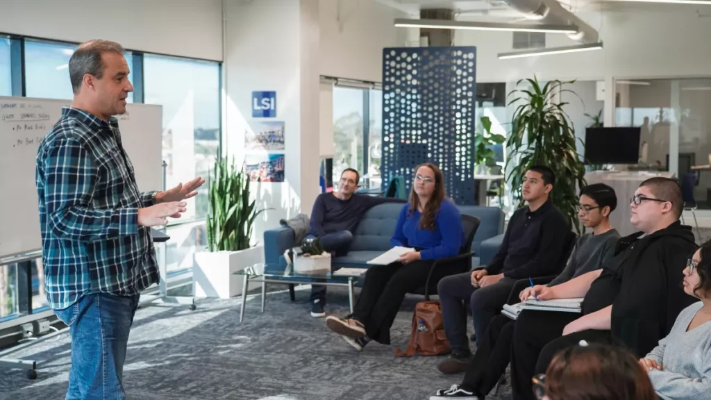 Weekly roundup: Ocean View students complete exclusive business program ...